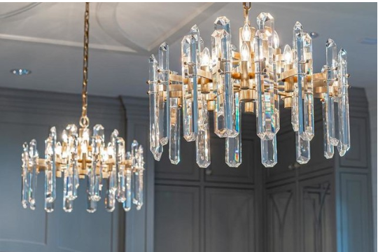 Bonnington Chandelier – Laura Kincade